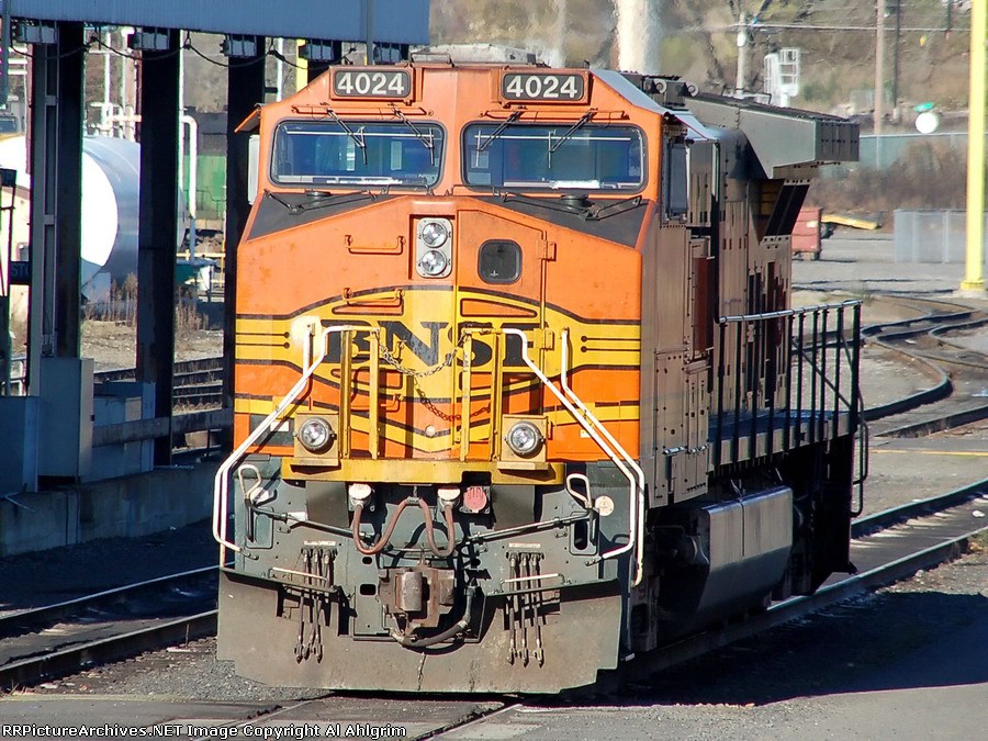 BNSF 4024